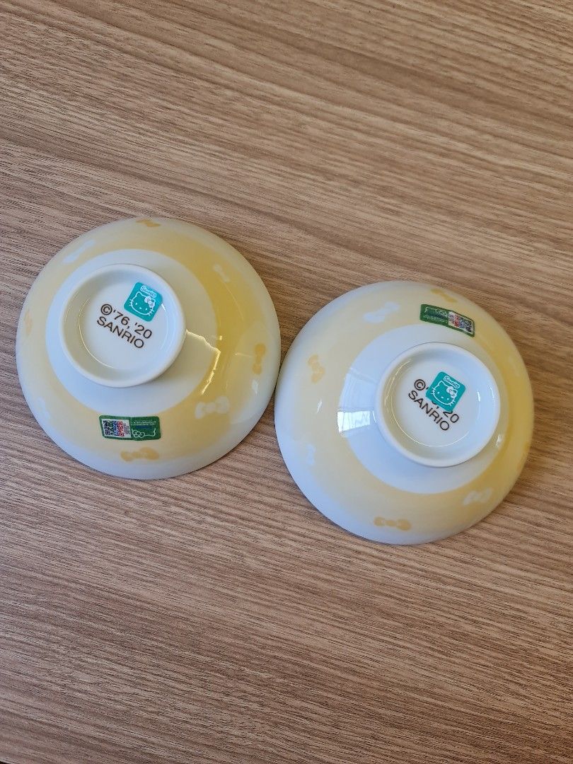 [Sanrio] 1 pair Hello Kitty bowl, Furniture & Home Living, Kitchenware & Tableware, Dinnerware ...