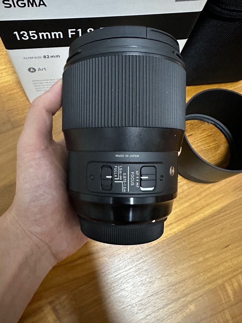 sigma 135mm f1.8 art of canon, Photography, Lens & Kits on Carousell