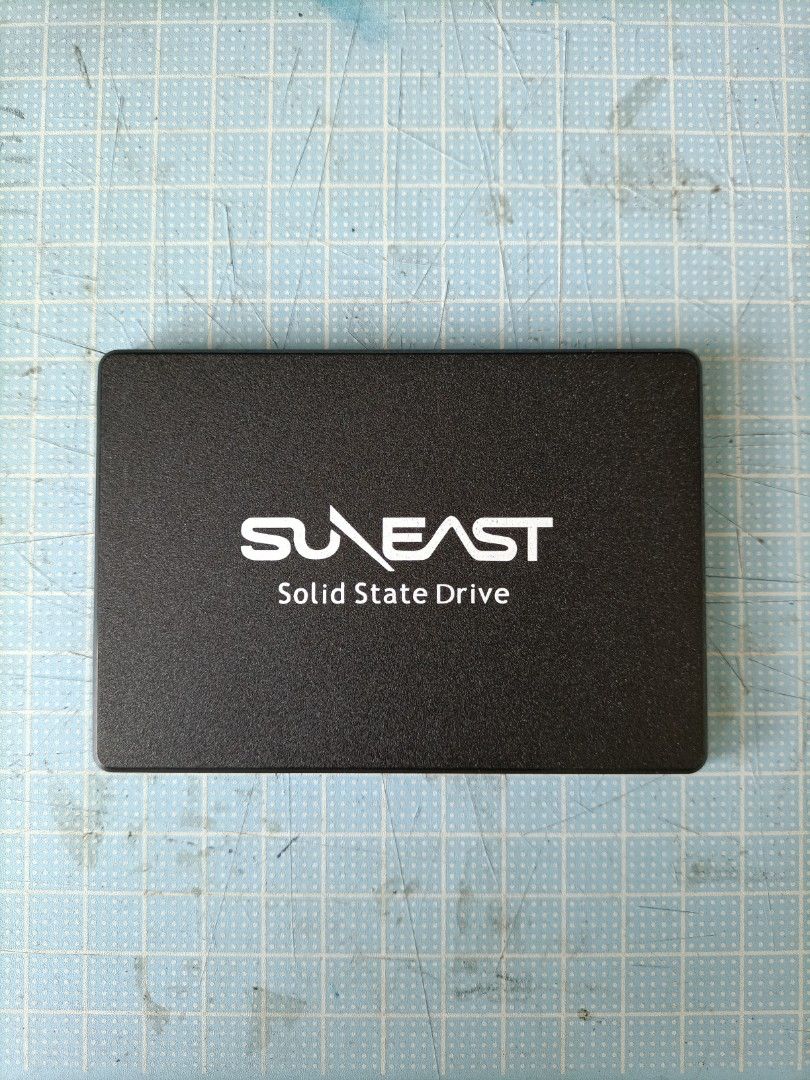 Suneast SE800 240GB SSD, Computers & Tech, Parts & Accessories ...