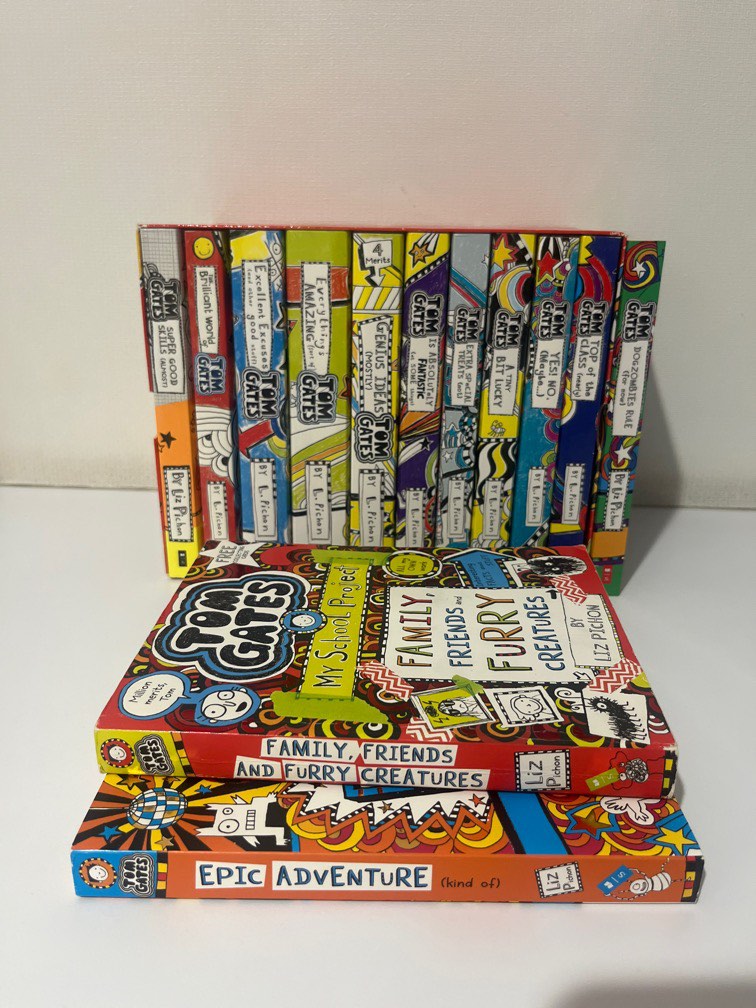 Tom Gates Book Set + 2 Extra Titles, Hobbies & Toys, Books & Magazines ...