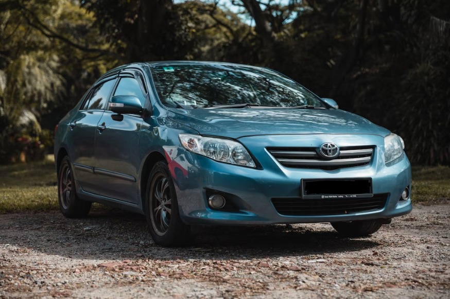 Toyota Corolla Altis 1.6 Classic (A), Cars, Used Cars on Carousell