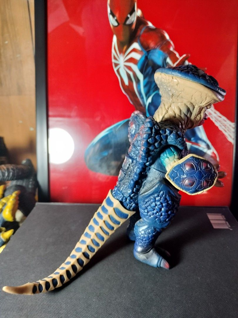 Ultra Monster Ultraman Cosmos Kaiju MAZARUGAS Sofvi Tsuburaya 2002 BANDAI JAPAN, Hobbies & Toys ...