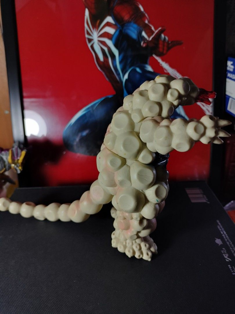 VINTAGE Ultra Monster Ultraman Tiga Kaiju MAGNIA Sofvi Figure Tsuburaya ...