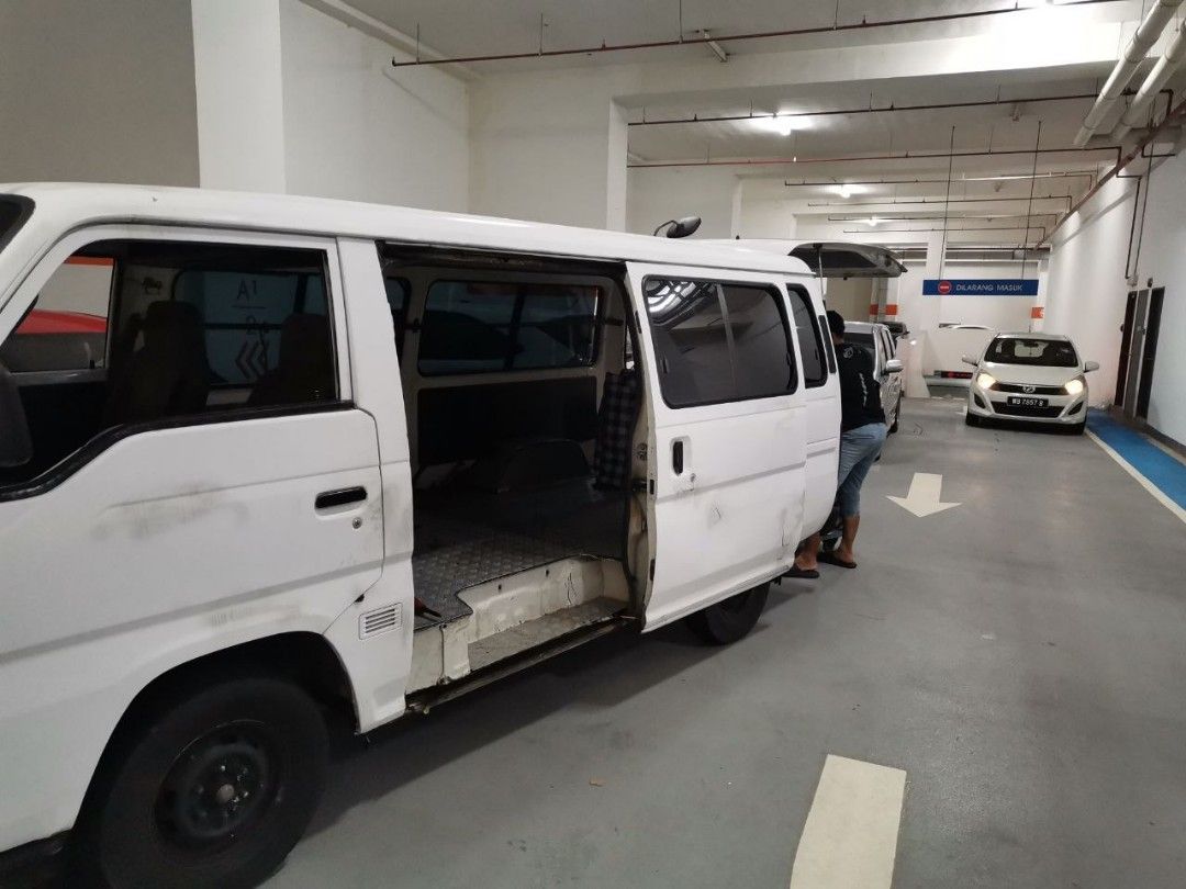 Van 9 kaki & movers, Services, Home Services, Movers & Delivery on ...