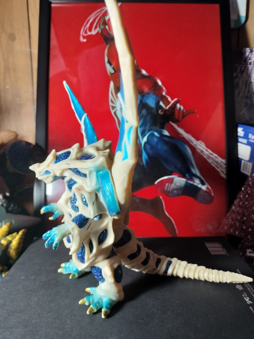 VINTAGE 1998 Bandai Ultraman Kaiju Ultra Monster Series #35: GERANDA ...