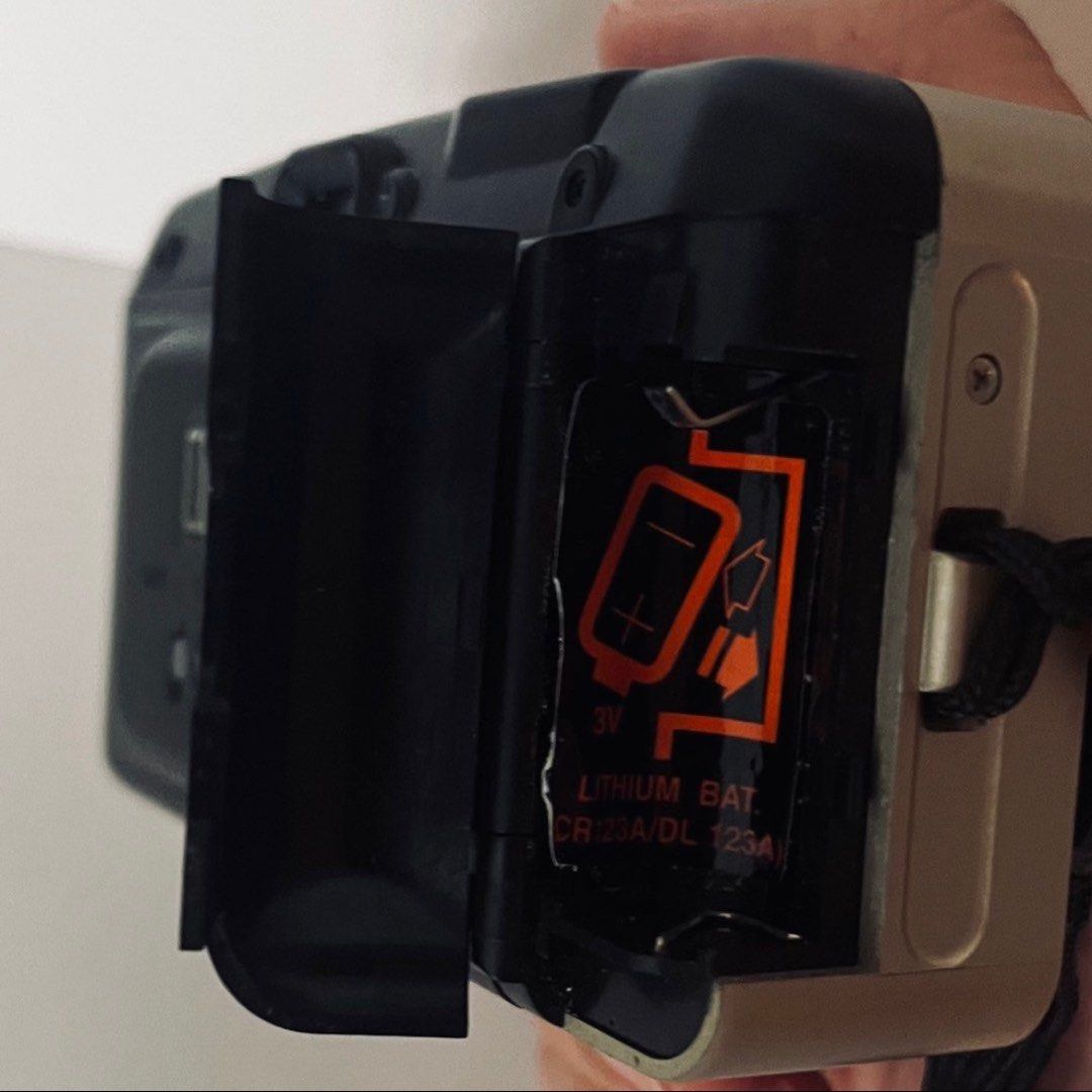 Vintage Samsung Episode 20S Film Camera, Photography, Cameras on Carousell