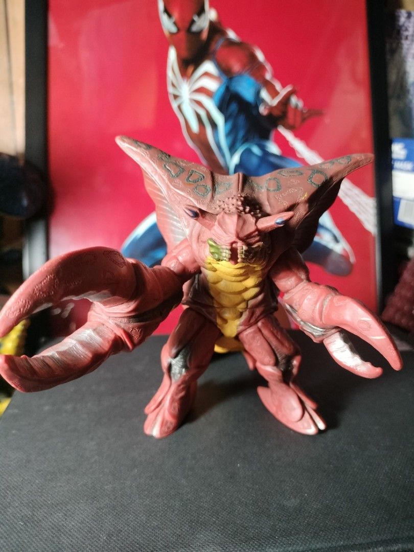 VINTAGE ULTRAMAN KAIJU - BANDAI ULTRA MONSTER SERIES - REICUBAS ...