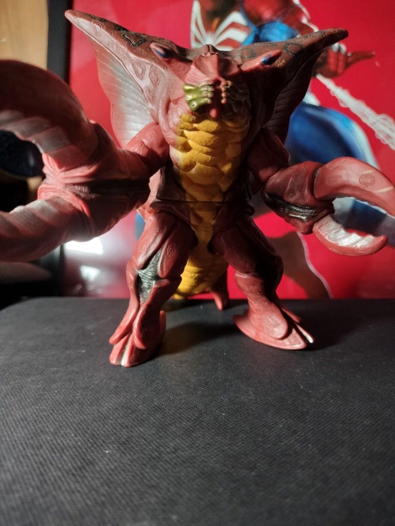 VINTAGE ULTRAMAN KAIJU - BANDAI ULTRA MONSTER SERIES - REICUBAS ...