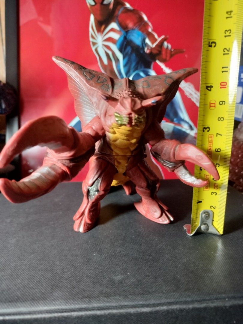 VINTAGE ULTRAMAN KAIJU - BANDAI ULTRA MONSTER SERIES - REICUBAS ...