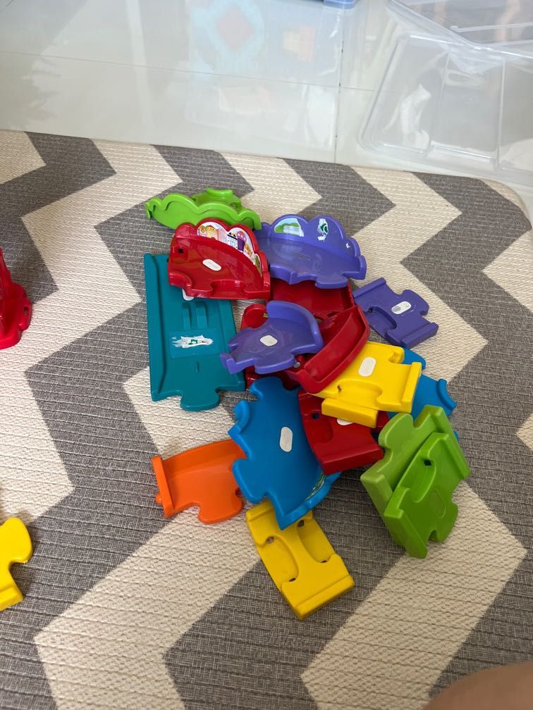 Vtech Go! Go! Smart wheels launch and play raceway, Hobbies & Toys ...