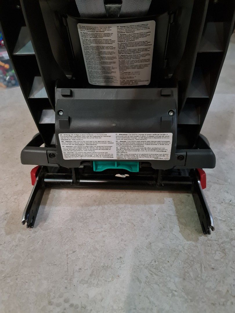 VW G1 isofix child car seat, Car Accessories, Accessories on Carousell