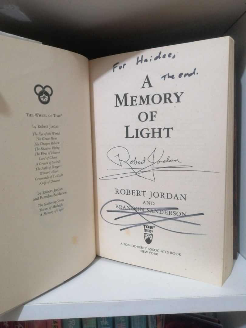 Wheel of Time by Robert Jordan (Book 14 Signed), Hobbies & Toys, Books ...