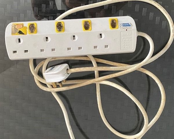 3 and 4 ways power extension cord 1 to 2.5 metres, TV & Home Appliances ...