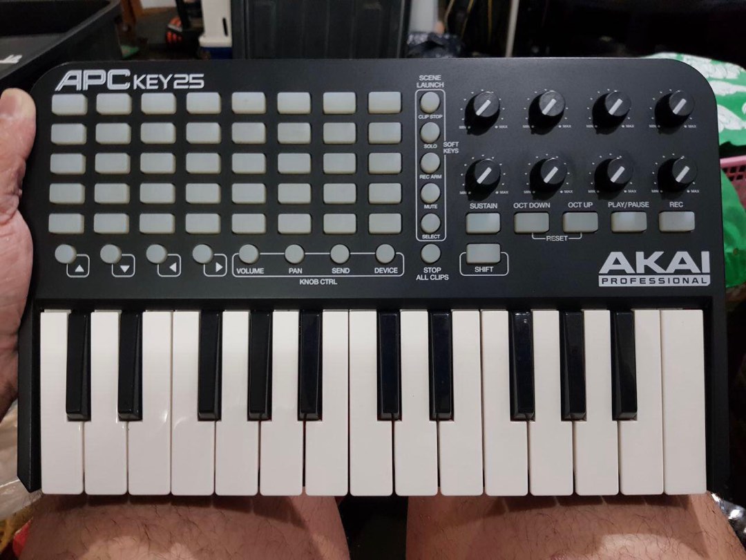 Akai Professional APC Key 25 Keyboard, Hobbies & Toys, Music & Media ...