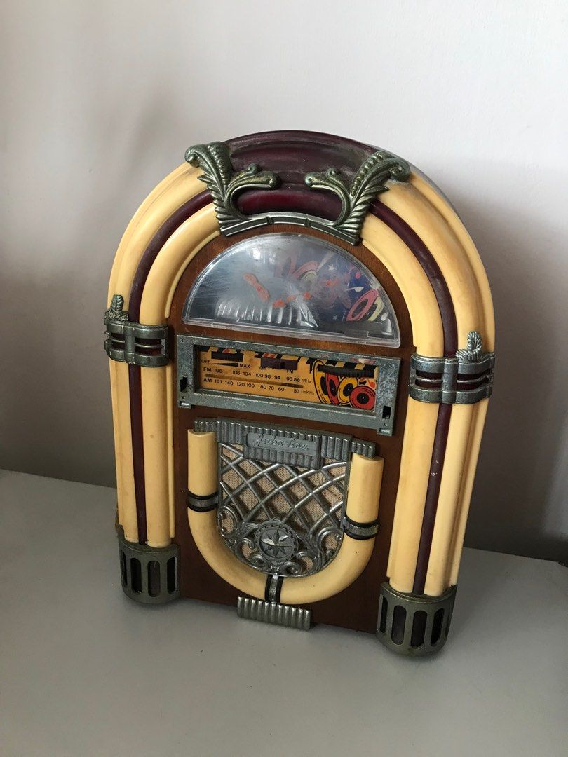Antique Juke Box, Hobbies & Toys, Memorabilia & Collectibles, Vintage ...