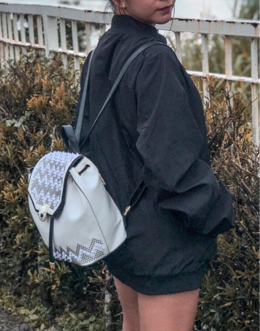 Arnaldo Bassini Bagpack Black White, Women's Fashion, Bags & Wallets ...