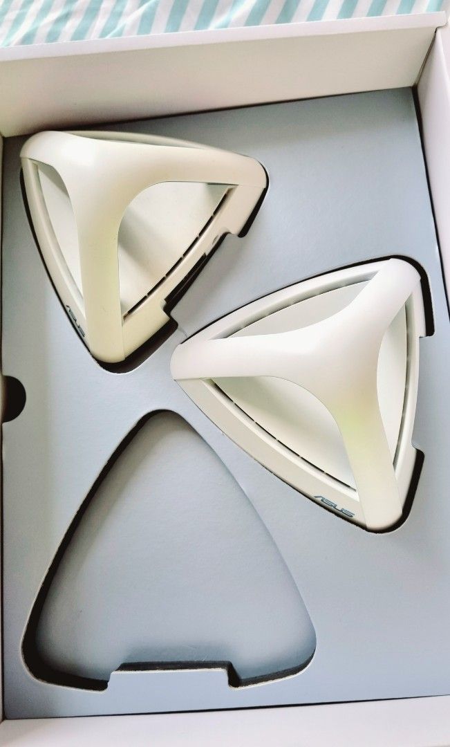 ASUS Lyra Trio Wifi Mesh Hub x 1 unit, Computers & Tech, Parts ...