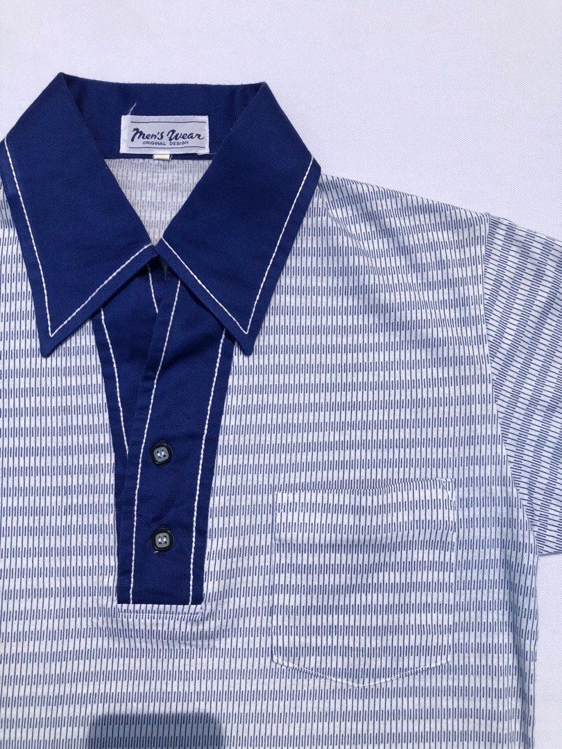 Baju vintage kolar besar, Men's Fashion, Tops & Sets, Tshirts & Polo ...