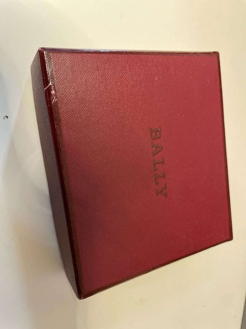 Bally Card Holder, 名牌, 手袋及銀包 - Carousell