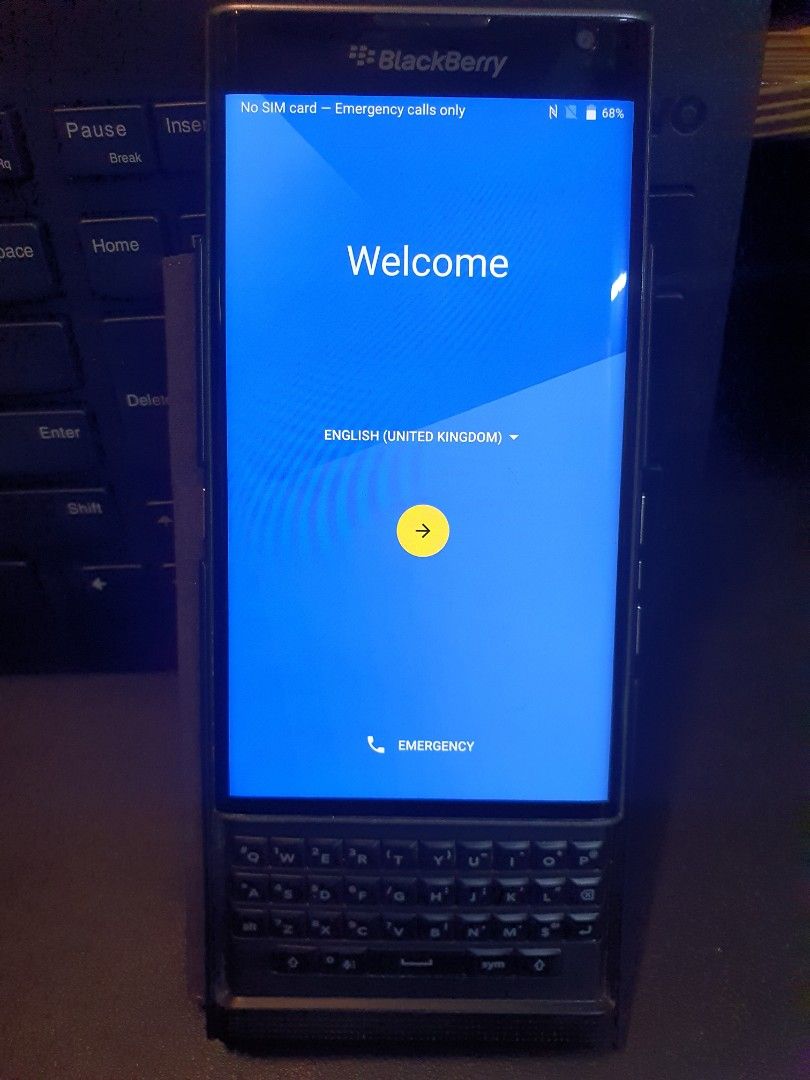 Blackberry Priv STV100-4 Factory-Unlocked with Original Accessories MINT, Mobile Phones ...