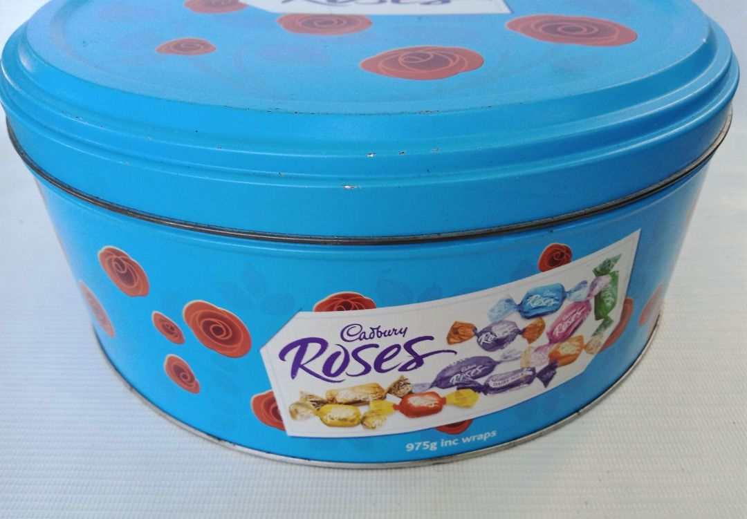 Cadbury Roses Big Round Empty Tin Can, Furniture & Home Living ...