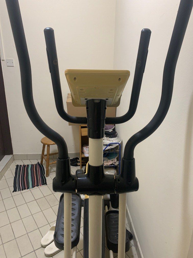 Cardio cycle machine, Sports Equipment, Exercise & Fitness, Cardio ...