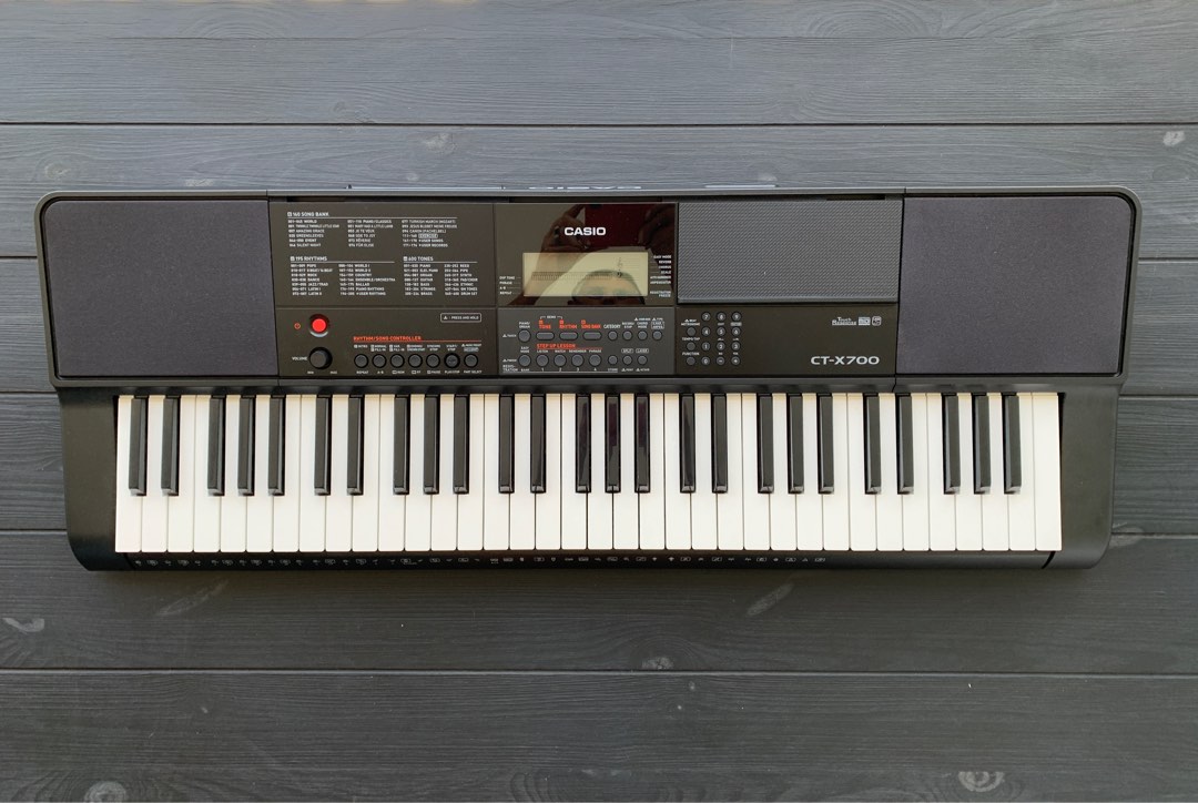 Casio Piano Keyboard CT-X700, Hobbies & Toys, Music & Media, Musical ...