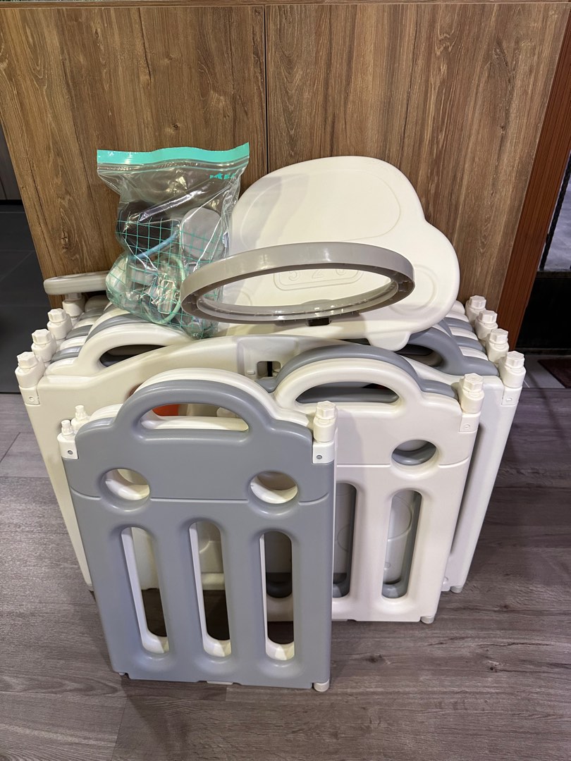Collapsible Playpen, Babies & Kids, Infant Playtime on Carousell