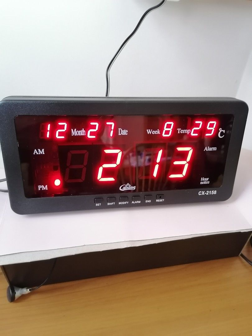 Digital Clock, Furniture & Home Living, Home Decor, Clocks on Carousell