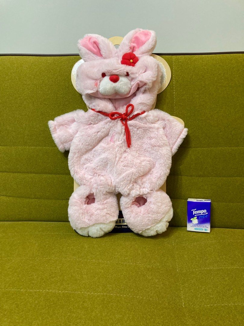 [日本代購/現貨]Disney 2023年 Unibear公仔專用 粉紅色兔仔衫 大學熊, 預購 - Carousell