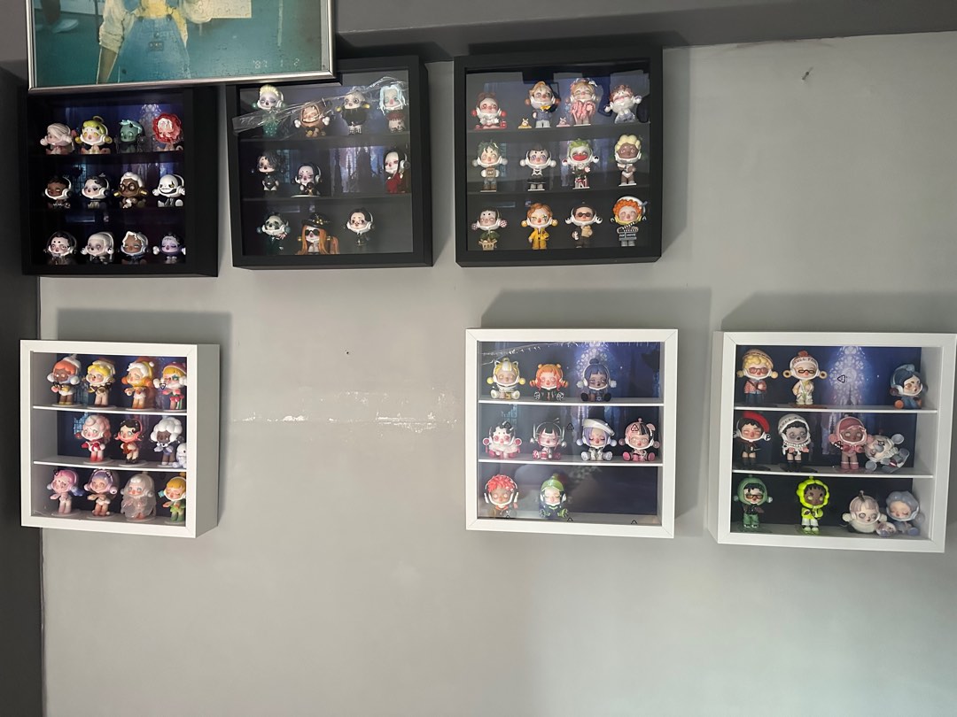 Popmart figuring Display frame, Hobbies & Toys, Toys & Games on Carousell