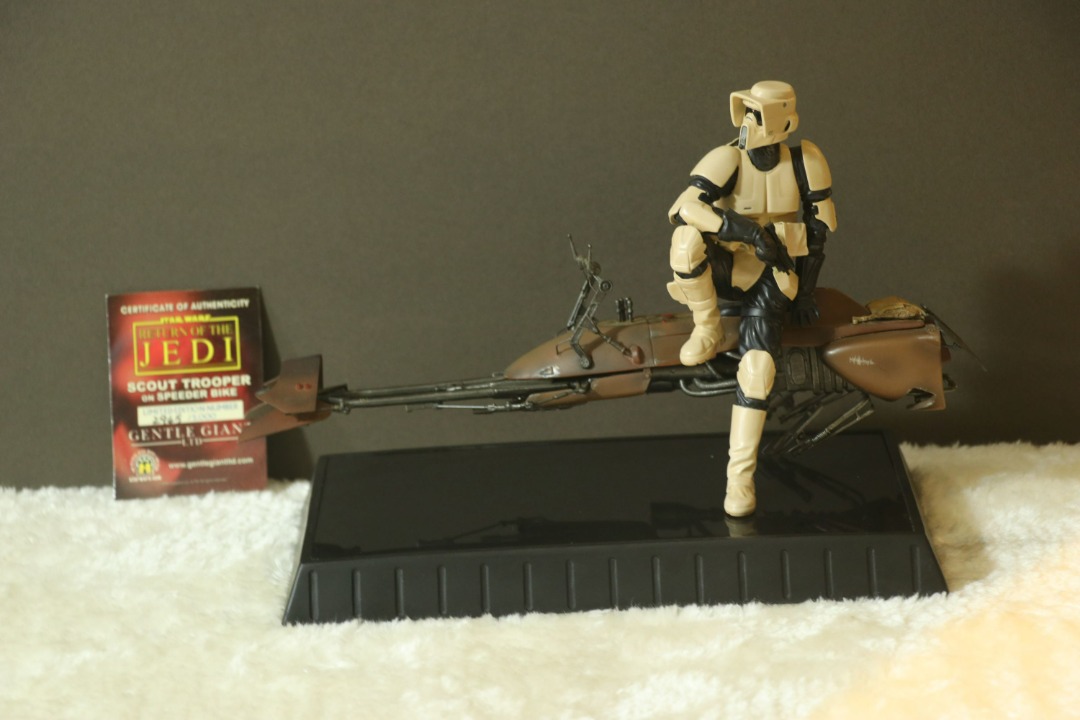 Gentle Giant Scout Trooper & Speeder Bike Statue (Rare) Biker Scout, Hobbies & Toys, Memorabilia ...
