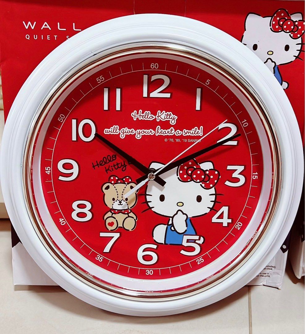 Hello Kitty Clock, Furniture & Home Living, Home Decor, Clocks on Carousell