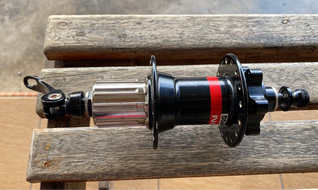 HUB NOVATEC D042SB, Sports Equipment, Bicycles & Parts, Bicycles on ...