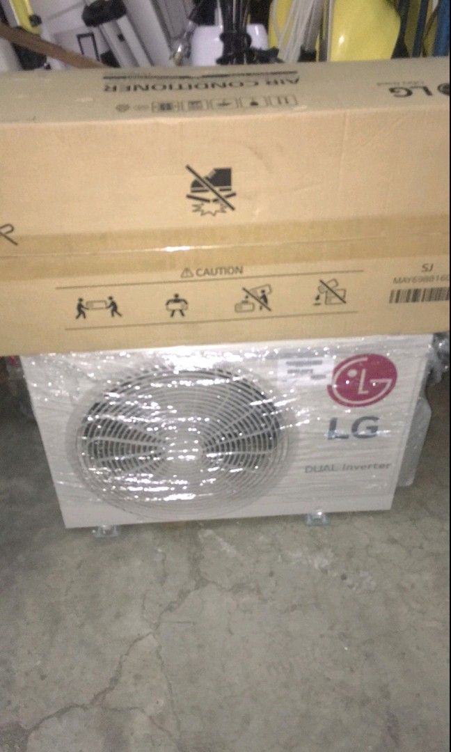 LG 1HP DUAL INVERTER, TV & Home Appliances, Air Conditioning and ...