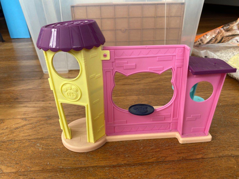 Littlest Pet Shop LPS Cat Cafe, Hobbies & Toys, Toys & Games on Carousell
