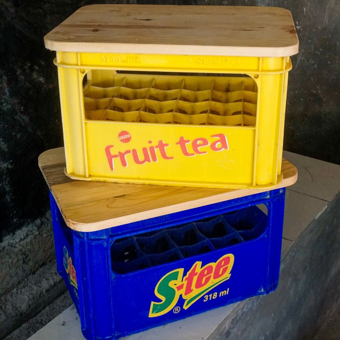 Meja kursi model krat, Perabotan Rumah di Carousell