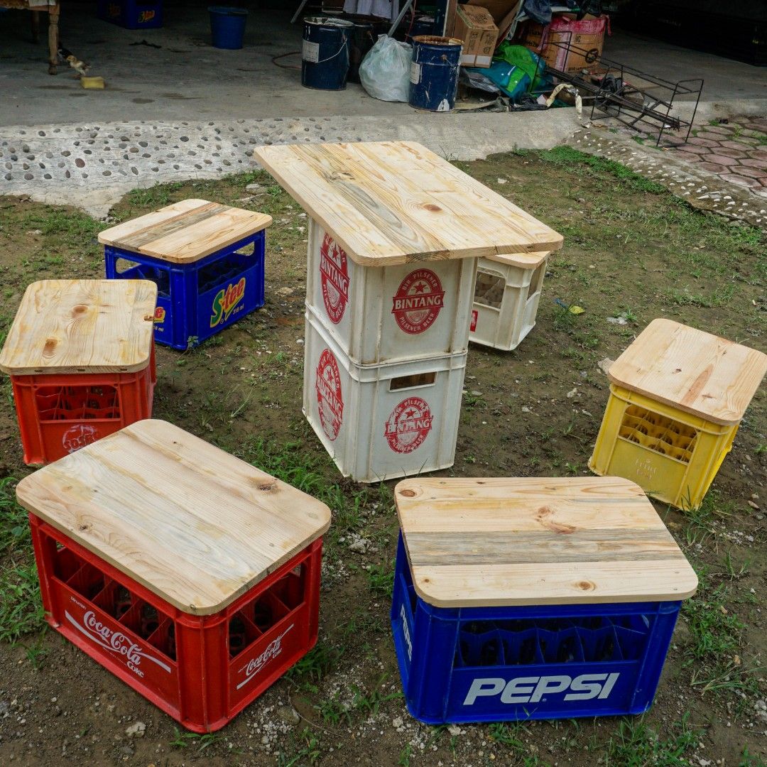 Meja kursi model krat, Perabotan Rumah di Carousell