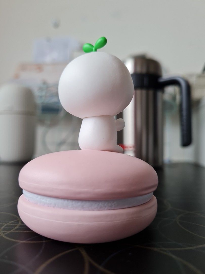 MINISO Mystery / Blind Box - Budding POP Macaron (Strawberry ...
