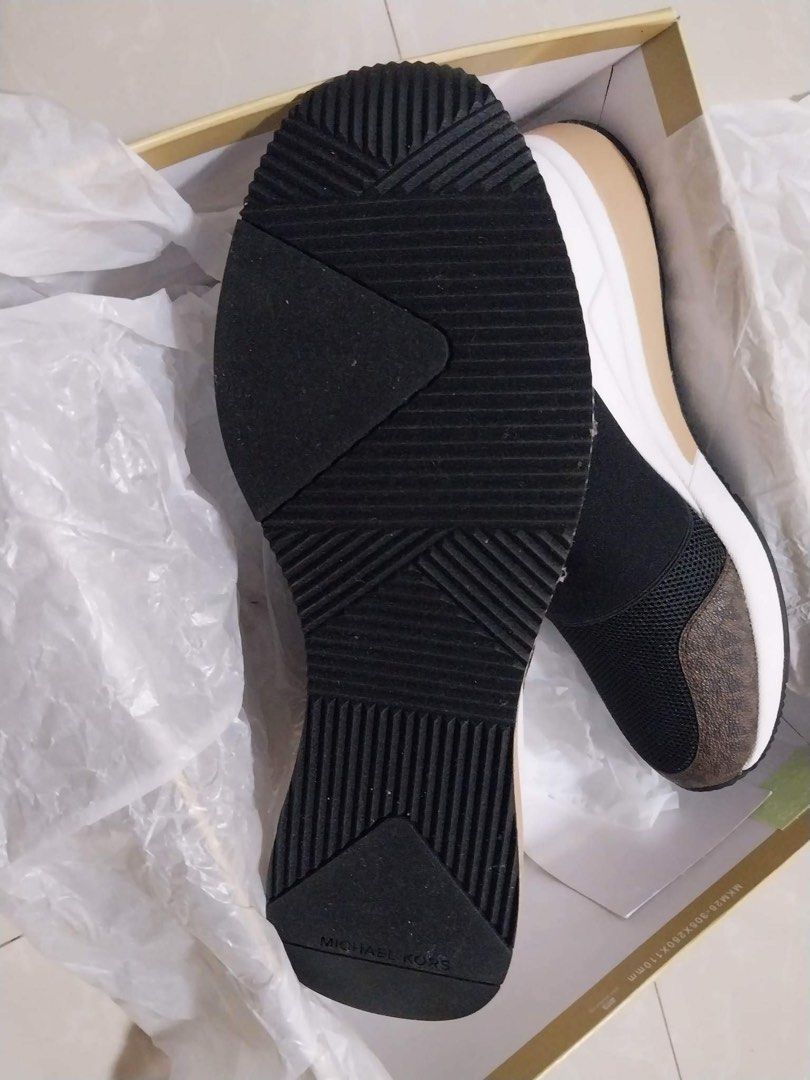 MK SHOES, Men's Fashion, Footwear, Sneakers on Carousell