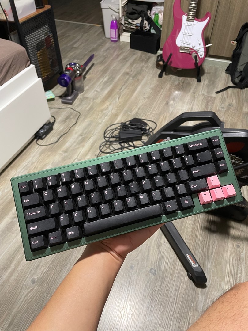 Momoka Zoo65 Hunter Green keyboard kit, Computers & Tech, Parts ...
