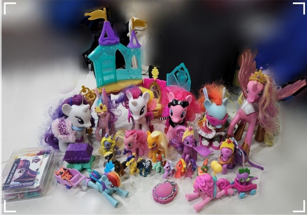 My Little Pony toy set, Hobbies & Toys, Toys & Games on Carousell
