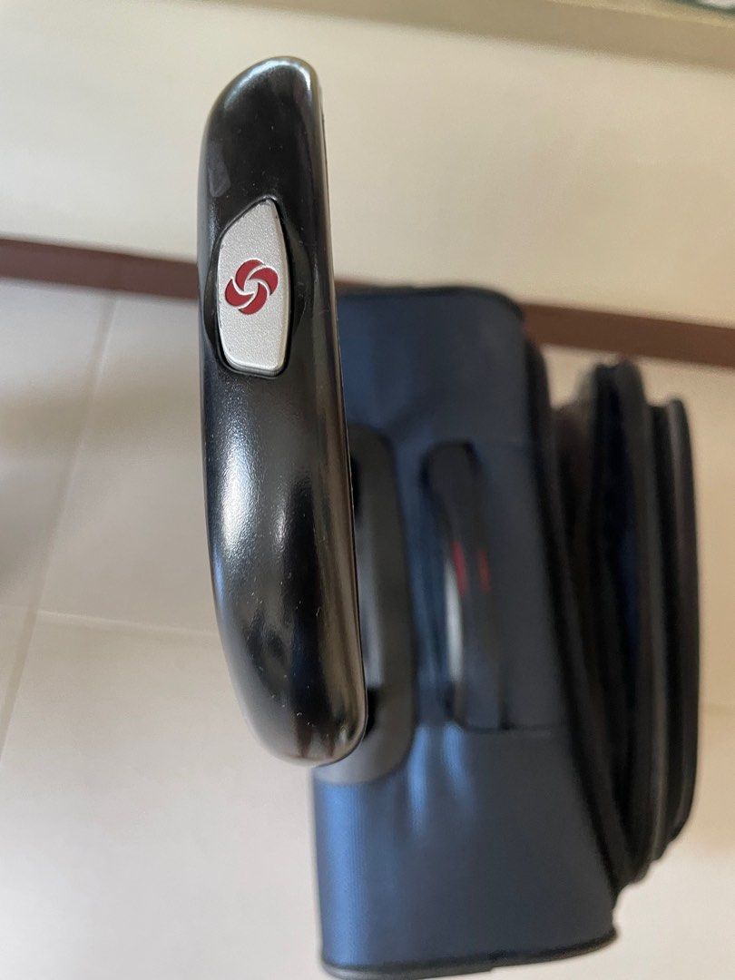 Navy blue samsonite TSA lock 2 wheel, Hobbies & Toys, Travel, Luggage ...