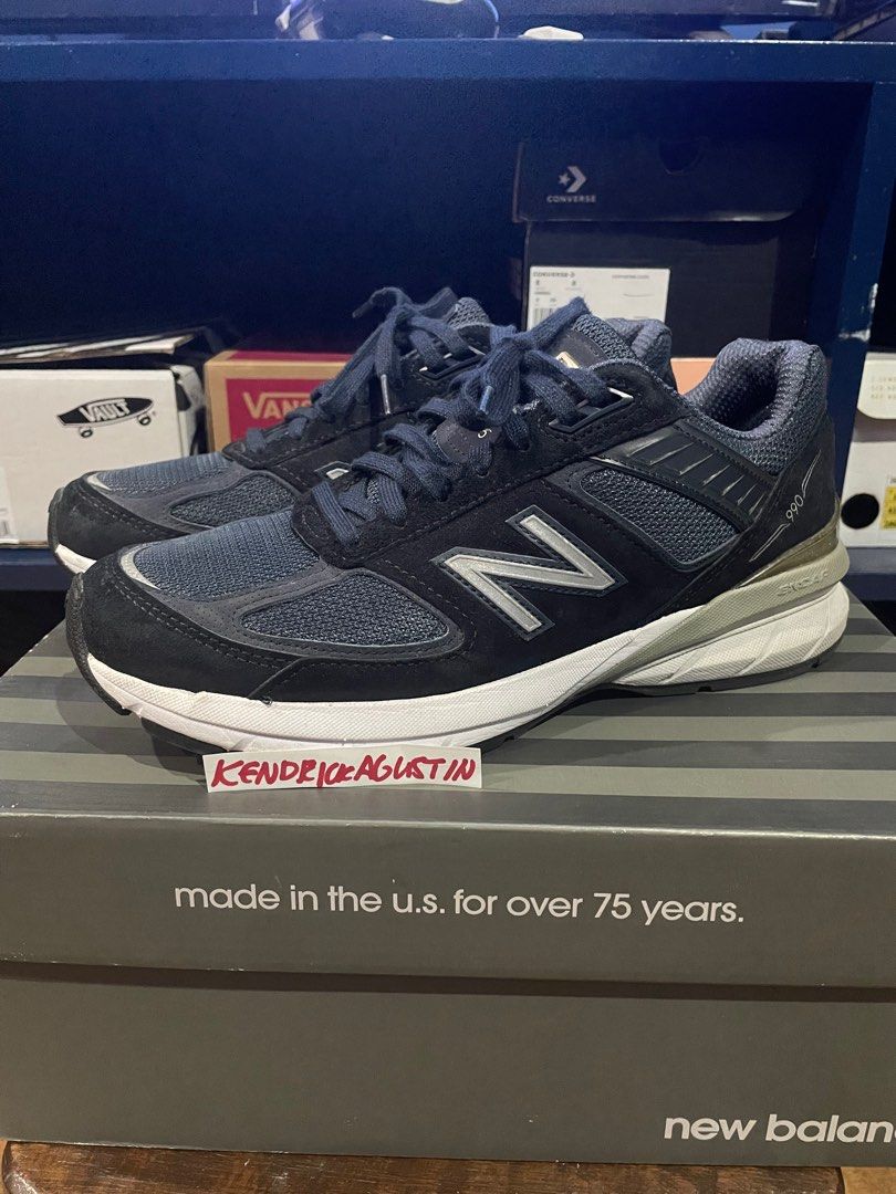 New Balance 990v5 Navy, Men's Fashion, Footwear, Sneakers on Carousell