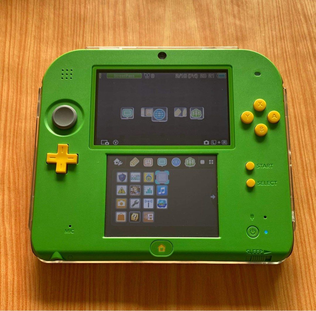 Nintendo 2DS Zelda Orcarina of Time Edition, Video Gaming, Video Game ...