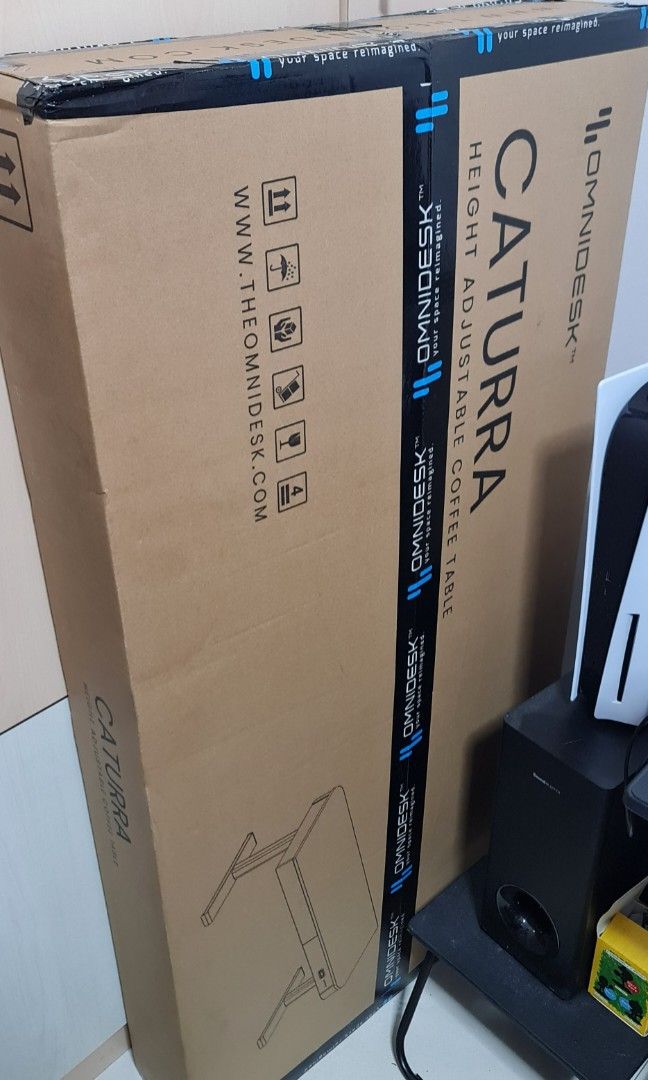 Omnidesk Caturra, Furniture & Home Living, Furniture, Tables & Sets on ...