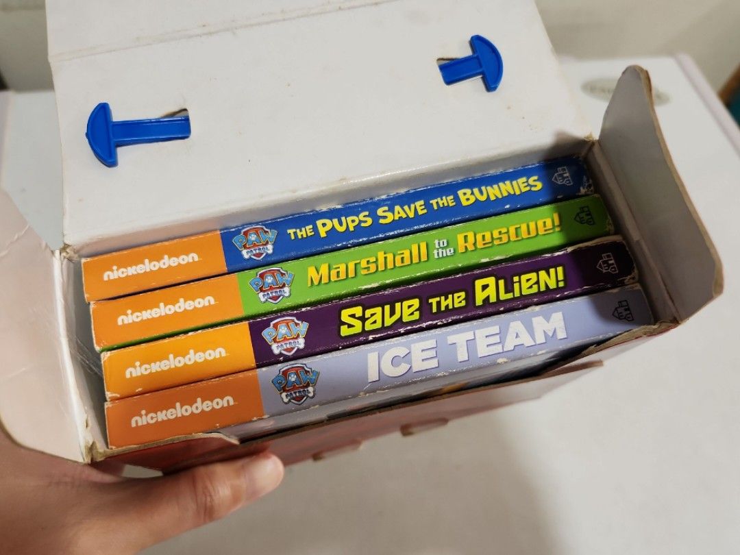 Paw Patrol Board books - The Little Red Rescue Box, Hobbies & Toys ...