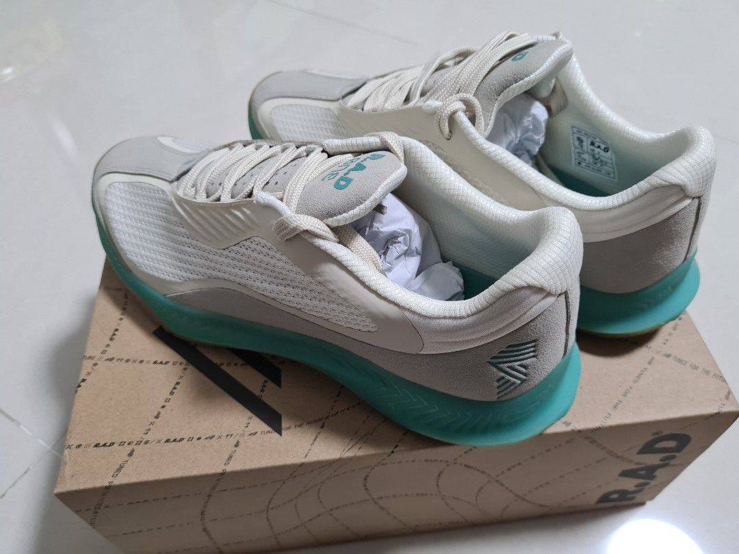 RAD Global One shoe. US9, Men's Fashion, Footwear, Sneakers on Carousell