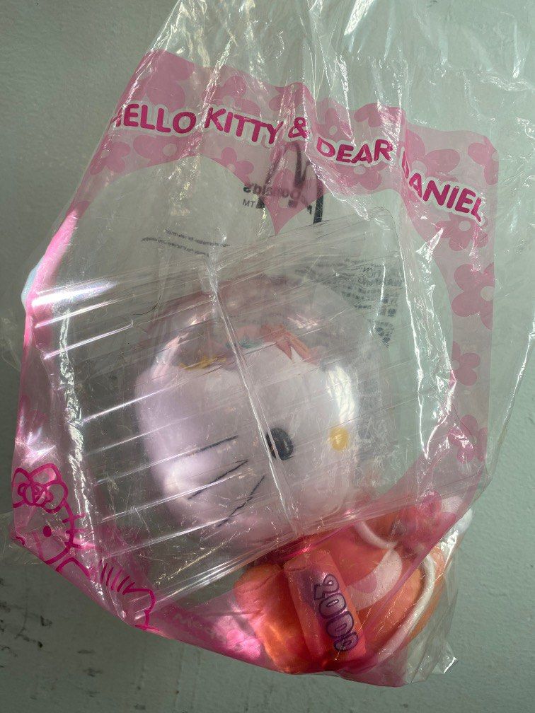 Rare Hello Kitty collectible plush, Hobbies & Toys, Memorabilia ...