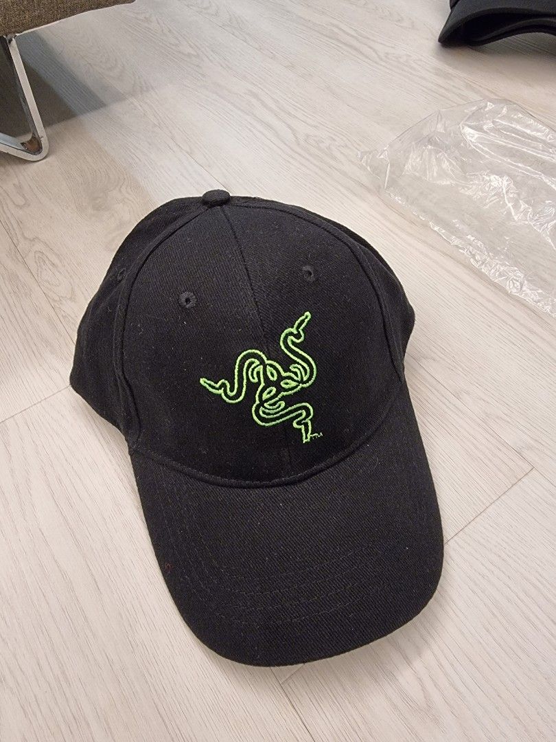 Razer Cap, Men's Fashion, Watches & Accessories, Caps & Hats on Carousell